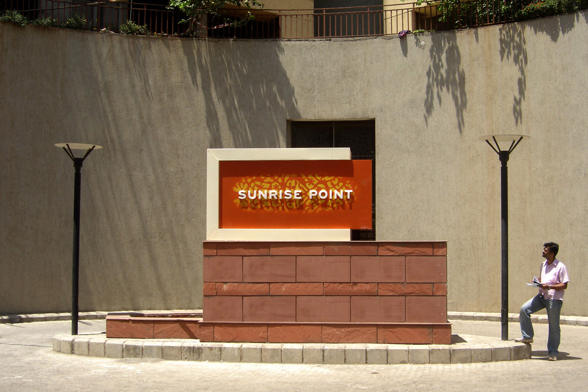 Signage-LivingPoint – WOW Signage